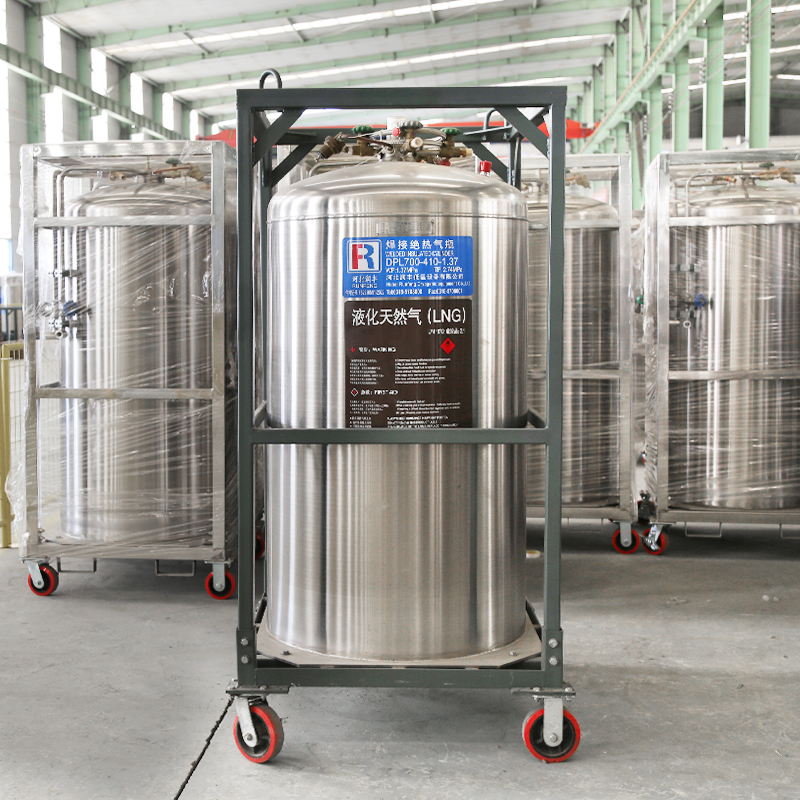 Liquid Oxygen Bottle